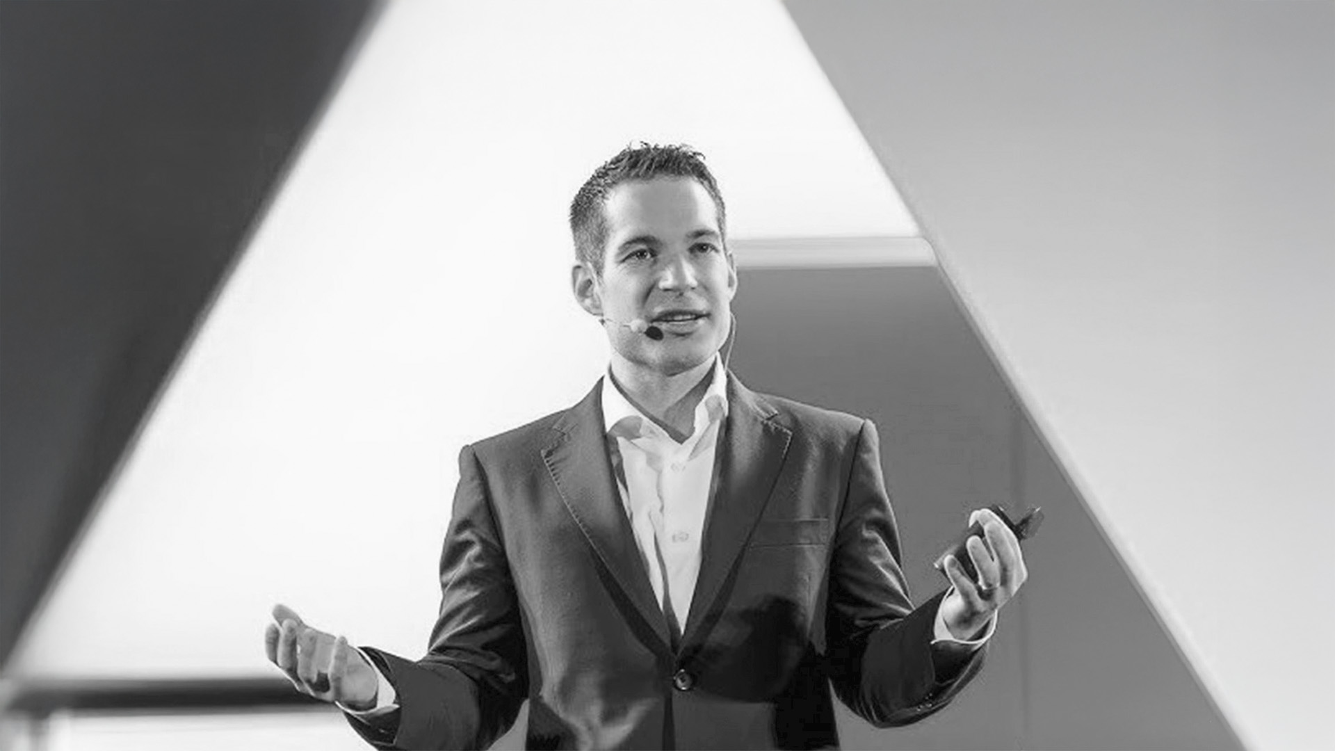 Empowering Innovation: How Daniel Saks Guides Global Leaders Through ...